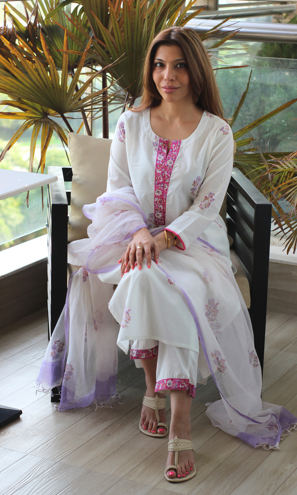 Leela Ivory Mughal Print Kurta, Pant & Kota Doria Handblock Print Dupa ...